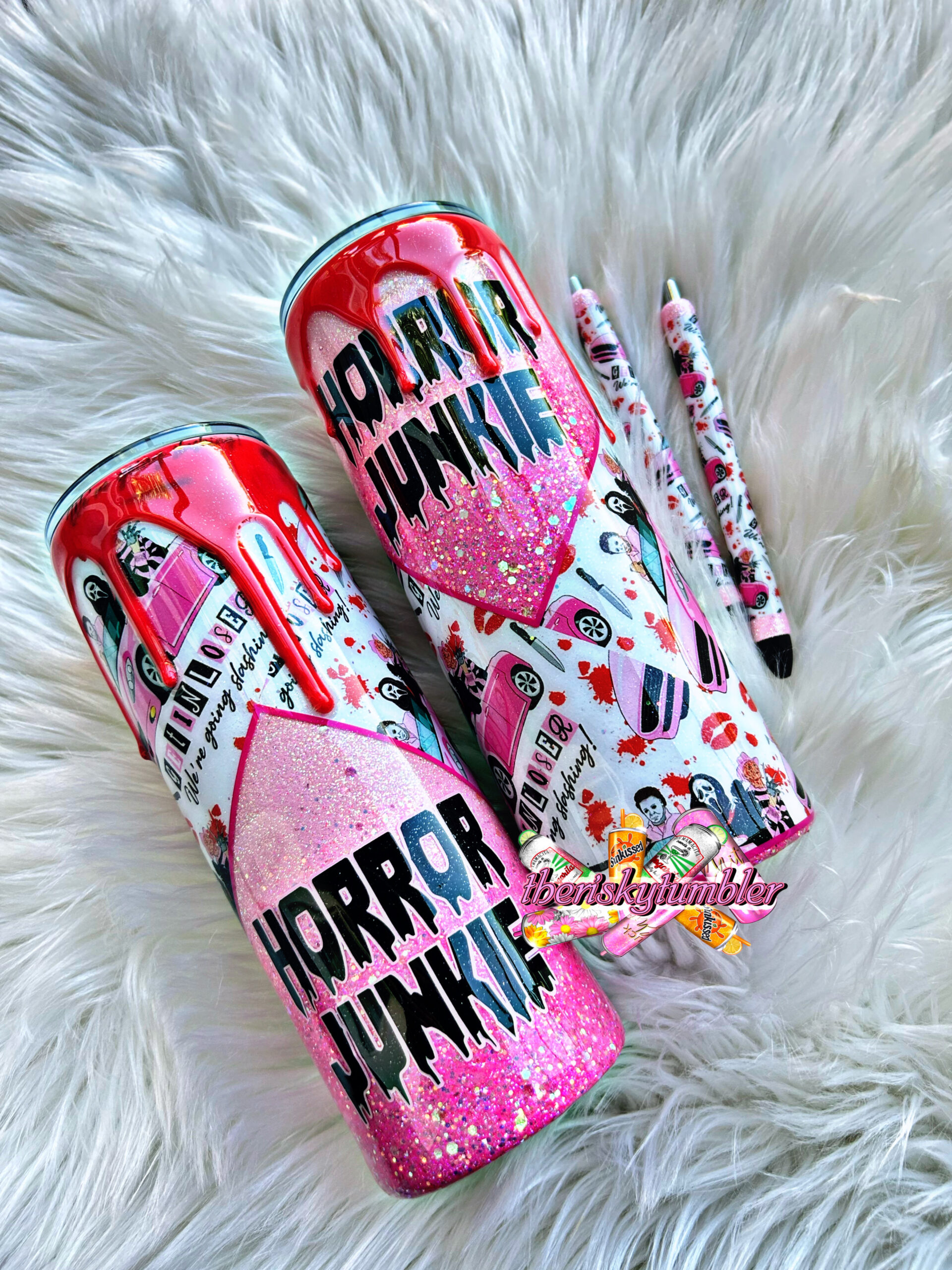 Horror Junkie w/pen | The Risky Tumbler